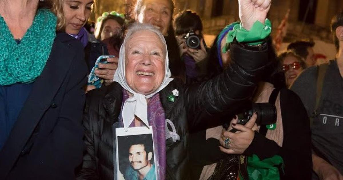 Plaza de Mayo annelerinden Nora Cortinas 94 yaşında yaşamını yitirdi ...