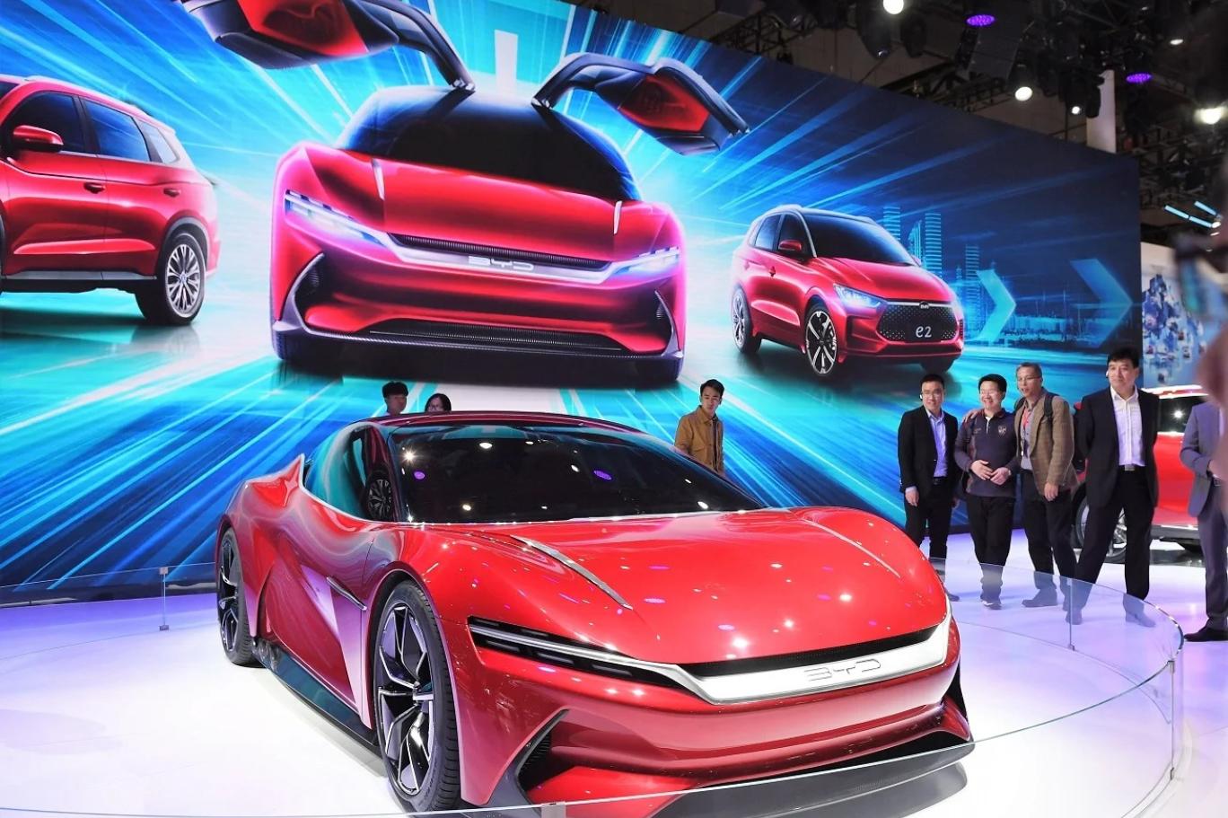 Çinli elektrikli araba üreticisi BYD, Tesla'yı tahtından indirdi ...