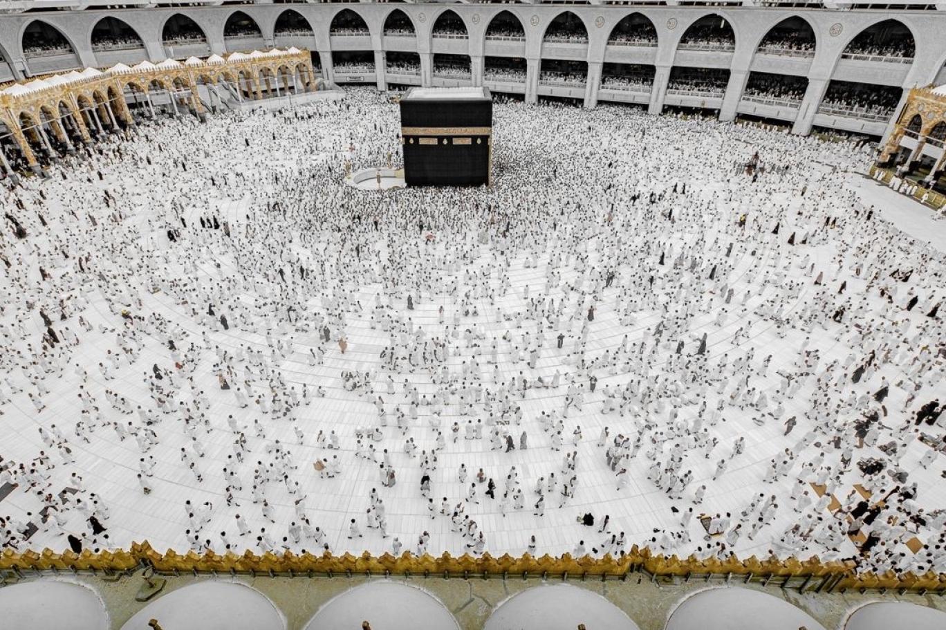 Kabe'nin zemini nasıl hep soğuk kalabiliyor? | Independent Türkçe