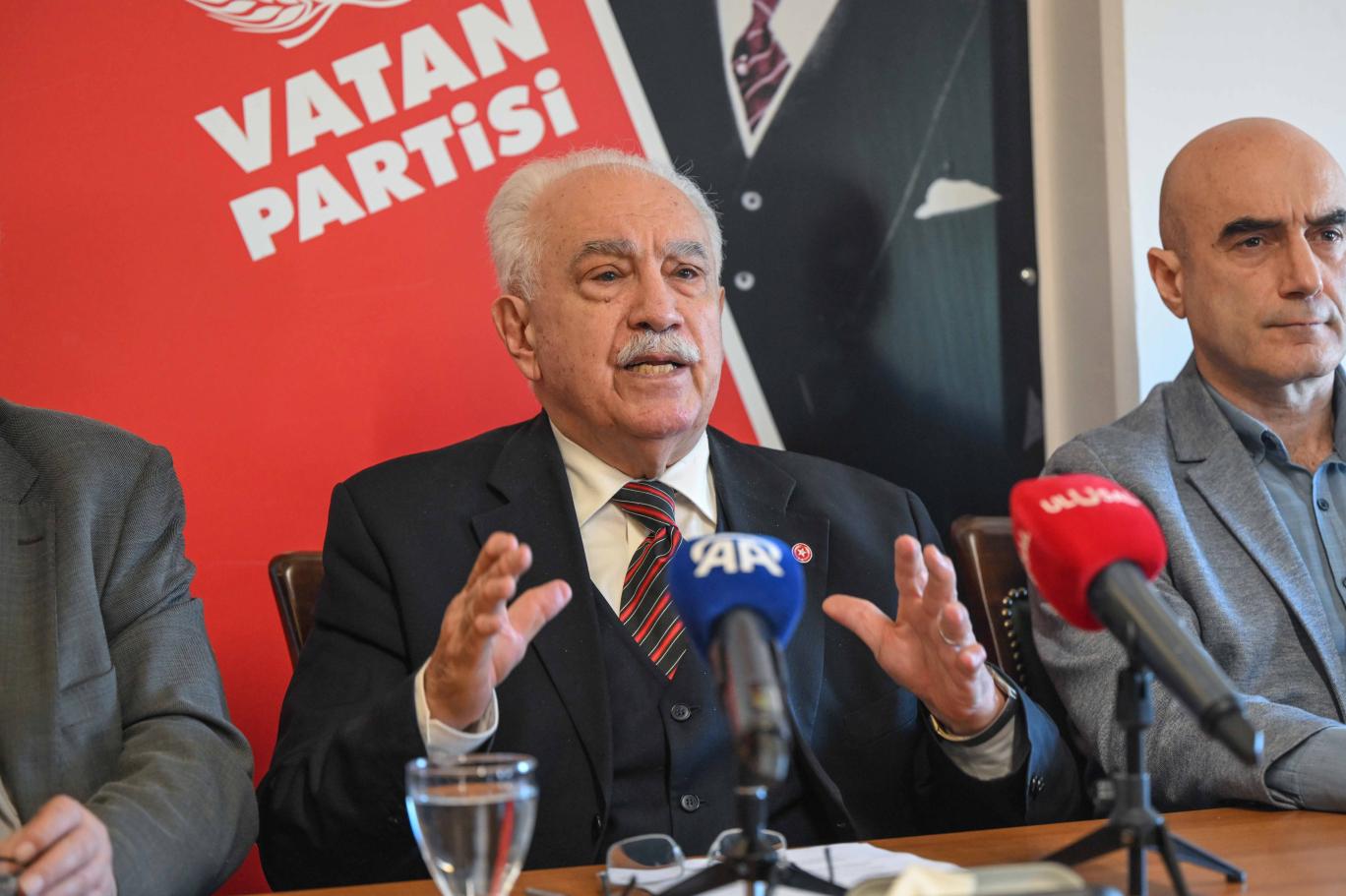 Vatan Partisi Genel Başkanı Perinçek: Mesele İsveç değil, doğrudan ...