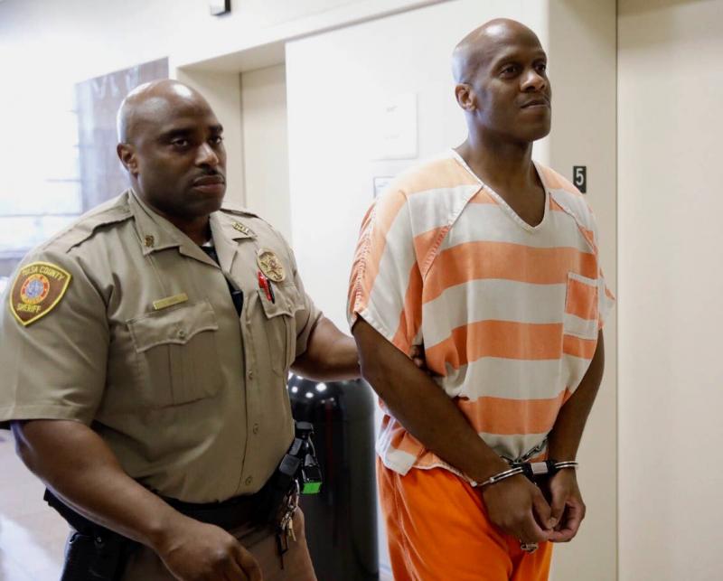 İşlemediği cinayetten 28 yıl hapis yattı, çıkınca "Kin tutamam, hayat ...